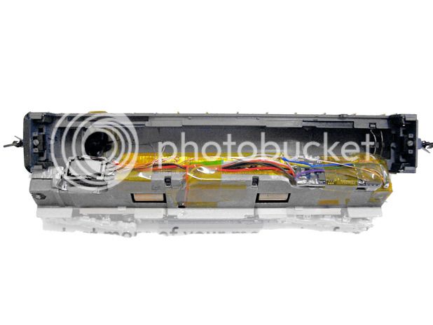 Kato N Scale C30-7 Sound Install - DCC / Electronics - TheRailwire